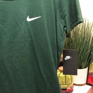 Nike | Tops | Bnwt Nike Top | Poshmark